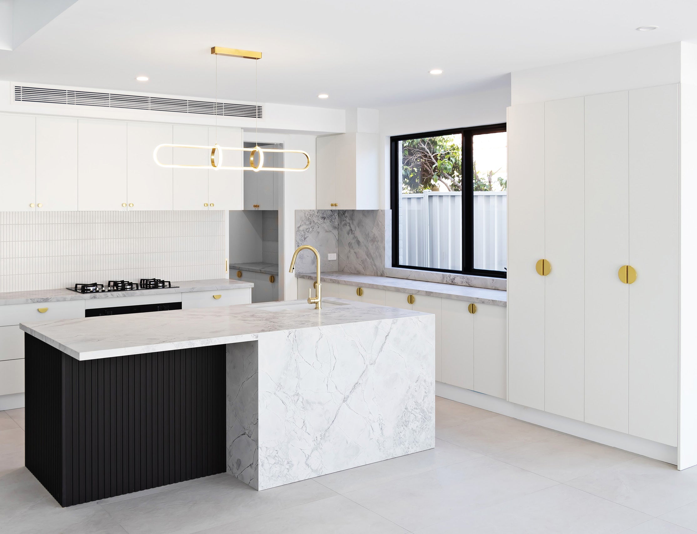 How to Make a Statement in Your Kitchen – Cook & Bathe